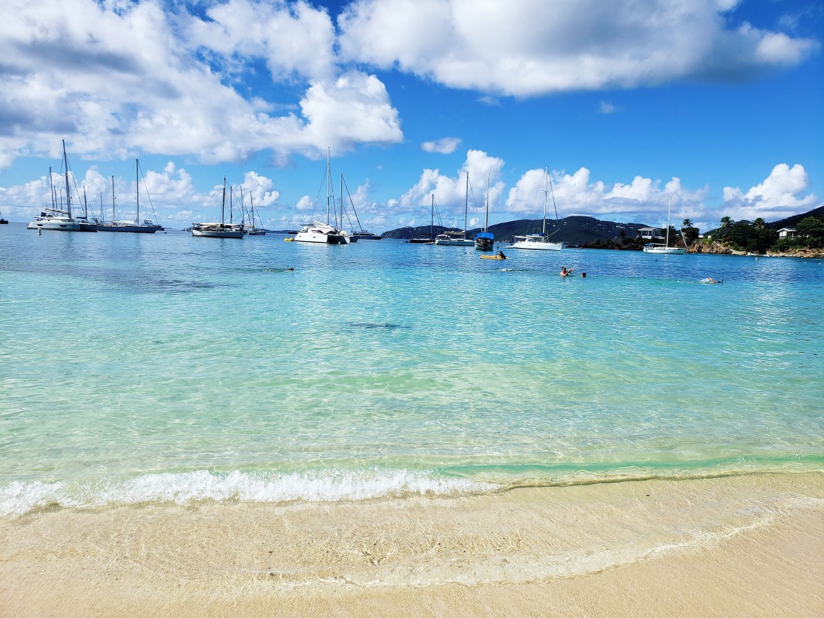 7 Things to See in Saint Thomas, USVI - SHORT GIRL ON TOUR